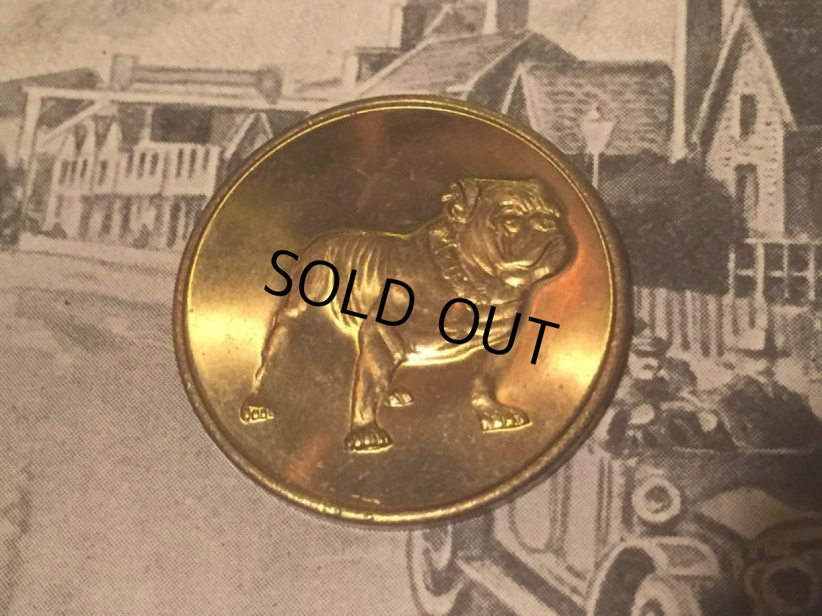 Vintage Mack Truck Coin (AL9684) - 2000toys Antique Mall